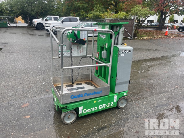 2014 Genie GR-12 Electric Vertical Mast Lift in Redmond, Washington ...