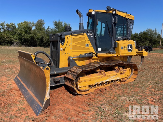 2022 John Deere 700L Crawler Dozer in Mustang, Oklahoma, United States ...