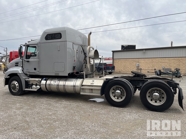 2018 Mack 600 CXU 6x4 T/A Sleeper Truck Tractor in Louisville, Kentucky ...