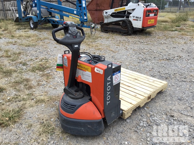 2020 Toyota 8HBW23 4500 lb Electric Pallet Jack in Ponca City, Oklahoma ...