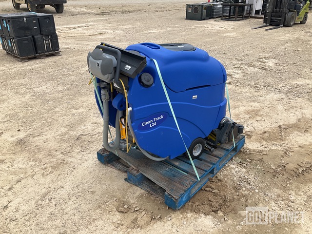 Surplus Nilfisk Clean Track L24 Floor Scrubber in Abilene, Kansas ...
