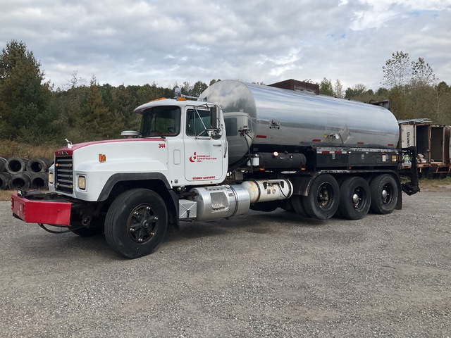 Mack a la venta en subasta en línea | IronPlanet