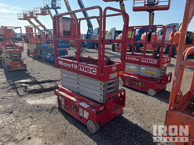 2019 MEC Micro19 Electric Scissor Lift in South Vienna, Ohio, United ...