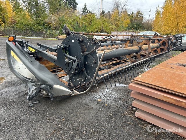 2014 MacDon FD70 39 ft Flex Draper Combine Header (Inoperable) in ...