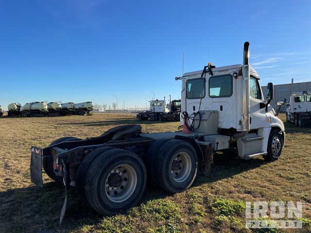 2018 Freightliner CA125DC 6x4 T/A Day Cab Truck Tractor in Edmonton ...