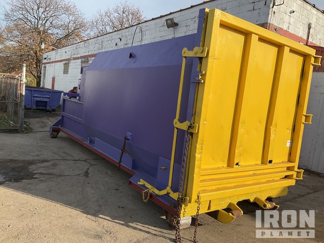 22 ft 35 yd Compactor Roll-Off Container in Detroit, Michigan, United ...