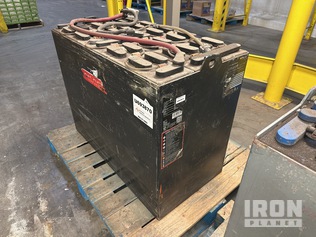 Vforce 36 volt Battery - Fits Electric Forklift (Inoperable) in Lubbock ...