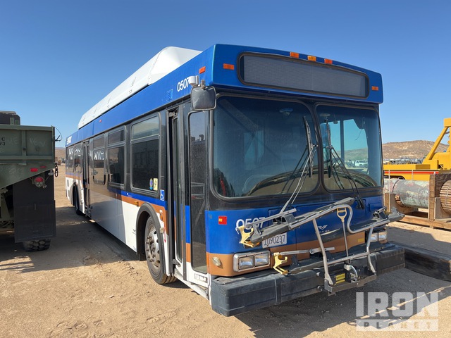 Surplus 2005 New Flyer C40LF 4x2 40-Seat Transit Bus in Yermo ...