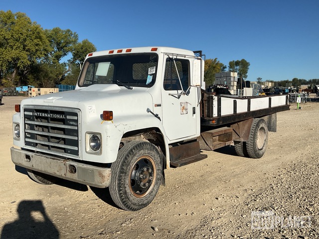 Surplus 1983 International 1724 4x2 Dump Truck in Abilene, Kansas ...
