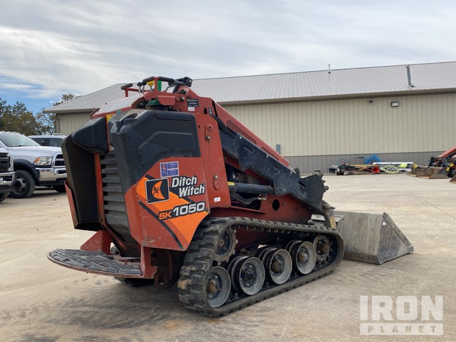 2019 Ditch Witch SK1050 Mini Compact Track Loader in Eldorado, Illinois ...