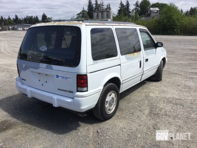 Surplus 1992 Dodge Caravan SE Minivan in Lakewood, Washington, United ...