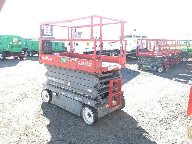 2013 Skyjack SJ4632 Electric Scissor Lift in Perris, California, United ...