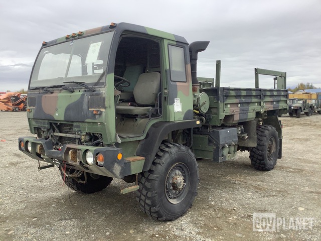 Surplus 2000 Stewart & Stevenson M1078A1 LMTV 4x4 Cargo Truck in ...