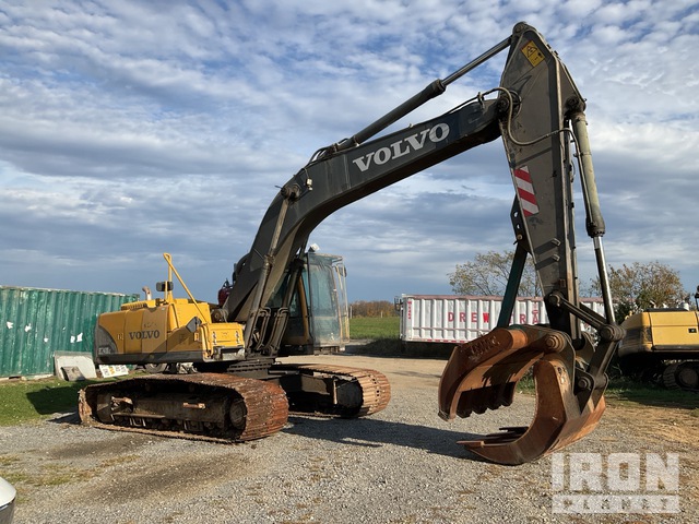 2006 Volvo EC240BLC Tracked Excavator in Kearneysville, West Virginia ...