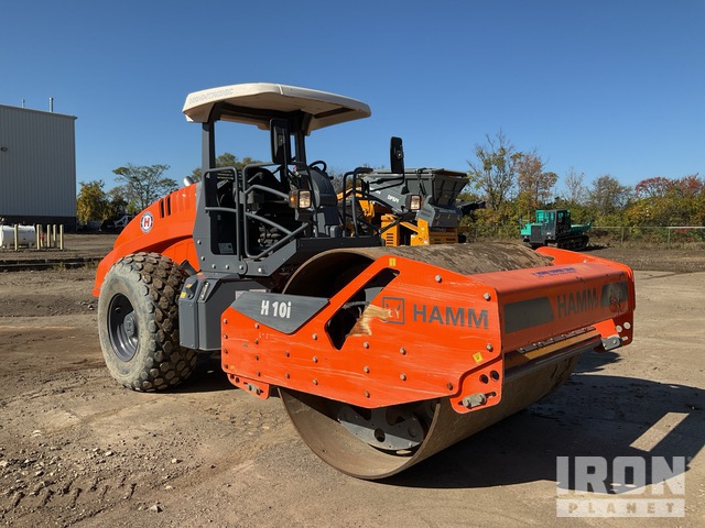 2018 Hamm H10i Smooth Drum Compactor in Canton, Ohio, United States ...