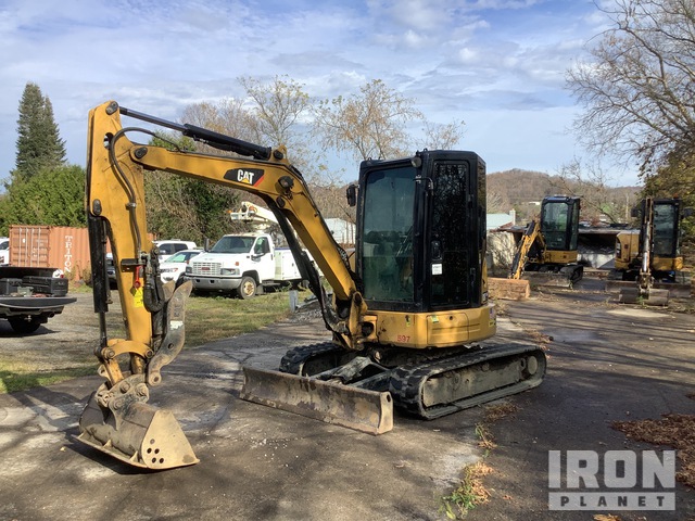 2018 Cat 304 E2 Mini Excavator in Newport, New York, United States ...