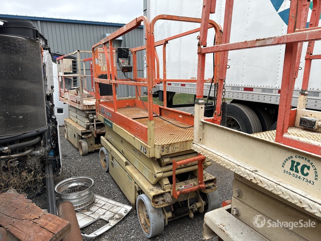 2000 JLG 2032-E2 Electric Scissor Lift in Tiffin, Iowa, United States ...