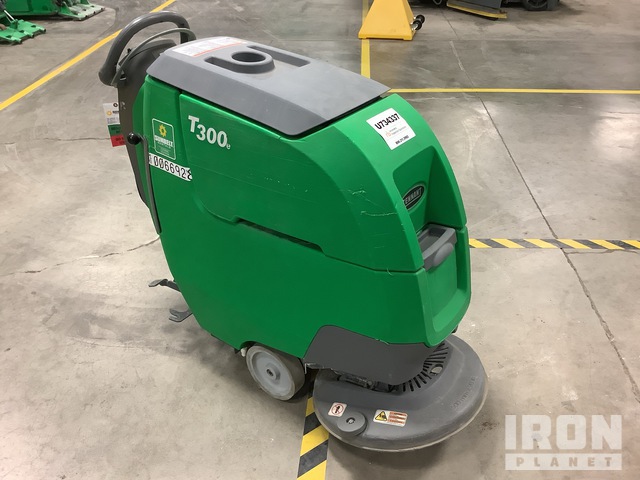 2018 Tennant T300 Walk-Behind Electric Floor Scrubber in Pittsburgh ...