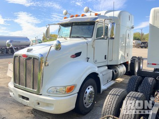 2014 Peterbilt 386 6x4 T/A Sleeper Truck Tractor in SAN ANTONIO, Texas ...