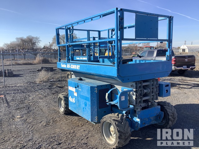 2012 Genie GS-3369RT Dual Fuel Scissor Lift in Moses Lake, Washington ...