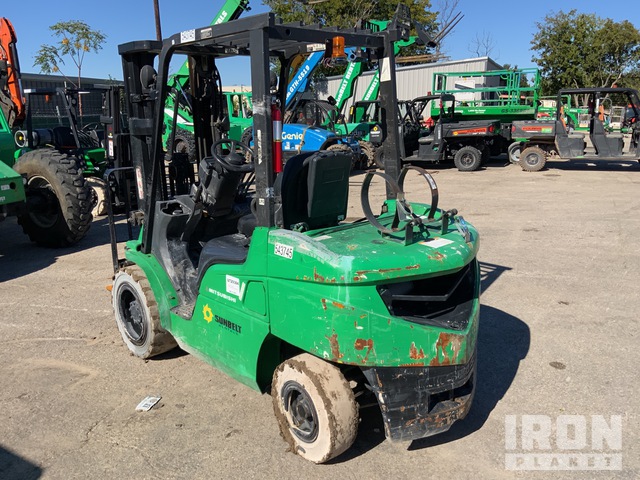 2013 Mitsubishi FG30N 5400 lb 4x2 Pneumatic Tire Forklift in Austin ...