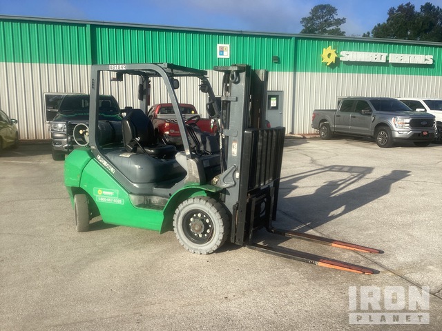 2012 Komatsu FG25T-16 3750 lb Pneumatic Tire Forklift in BRUNSWICK ...