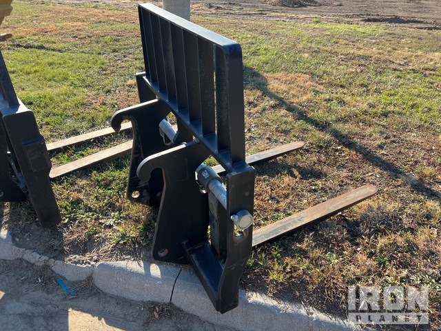 2018 JLG 301-9757 48 in 12000 lb Fork Attachment in Lincoln, Nebraska ...