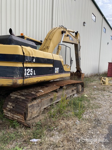 1995 Cat 325L Tracked Excavator in Milwaukee, Wisconsin, United States ...