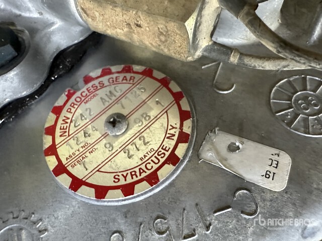 New Process Gear 242 AMG Transfer Case in Chambersburg, Pennsylvania ...