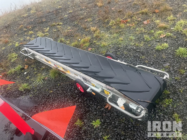 Mace Shifta Linkit 17 in x 10 ft Portable Transfer Conveyor in Chehalis ...