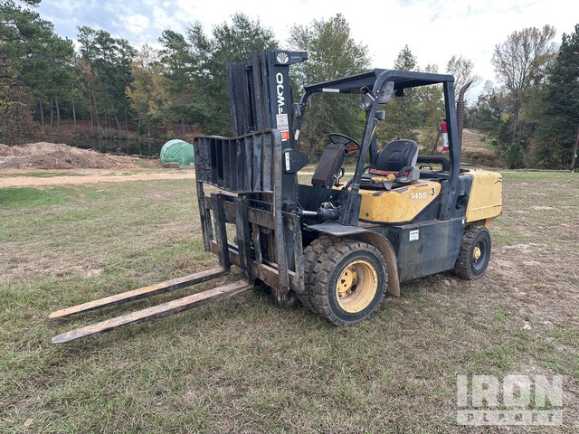 2002 Doosan D45S 8500 lb Pneumatic Tire Forklift in Longview, Texas ...