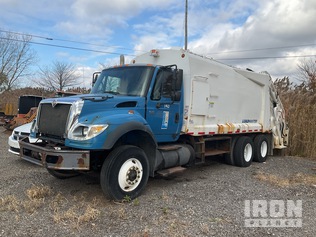 2003 International 7600 6x4 Rear Loader Waste Collection Truck ...