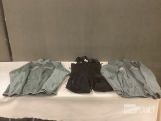 Surplus (32) Cold Weather Jackets, (1) Pair of Overalls & (1) Extreme ...