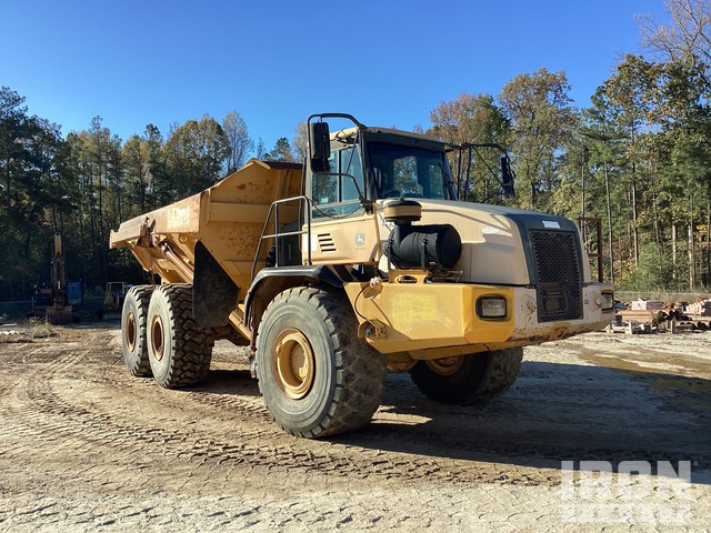 2005 John Deere 400D Articulated Dump Truck in Raleigh, North Carolina ...