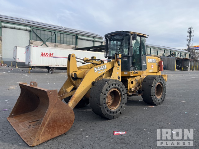 2002 John Deere 544H High Lift Wheel Loader in Springfield ...