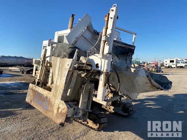 1995 Miller Formless M-1000 Curb and Gutter Machine in Morris, Illinois ...
