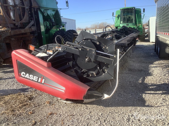 2011 Case 2162 35M10 2BH 35 ft Draper Combine Header (Inoperable) in ...