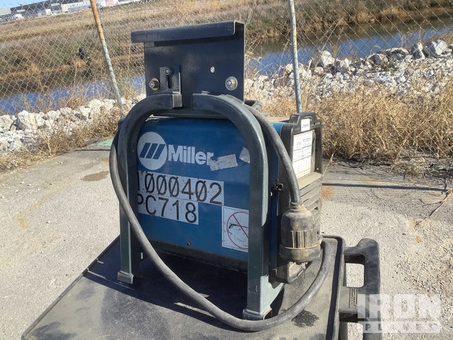 2015 Miller CST-280 Multi-Process Electric Welder in Altoona, Iowa ...