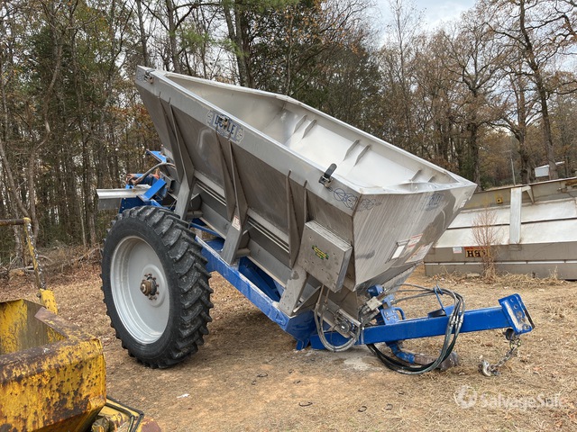 Doyle 8 Ton S/A Fertilizer Spreader (Inoperable) in Courtland, Alabama ...
