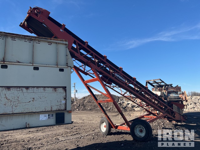 2015 Superior 30 in x 40 ft Portable Radial Stacking Conveyor in ...