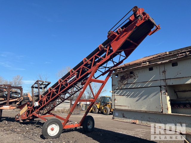 2015 Superior 30 in x 40 ft Portable Radial Stacking Conveyor in ...