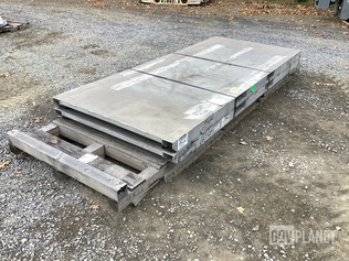 (2) Spectrum Sciences SS94203100-40 Rail Pallet Conveyors in ...