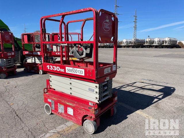 2019 MEC 1330SE Electric Scissor Lift in St. Louis, Missouri, United ...