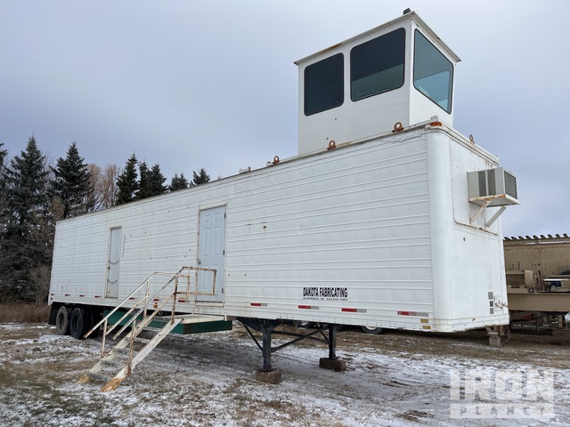 1990 Great Dane 7811TZ-1 48 600 kW Mobile Control Van with Switch Gear ...