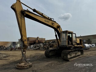 1989 Cat 235C Tracked Excavator in Dearborn, Michigan, United States ...