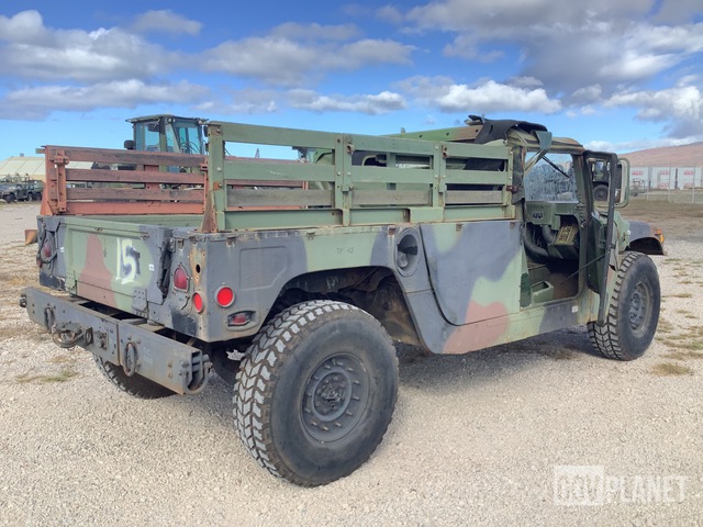 Surplus 2007 AM General M1097R1 HMMWV 2 Door Soft Top w/Truck Body in ...