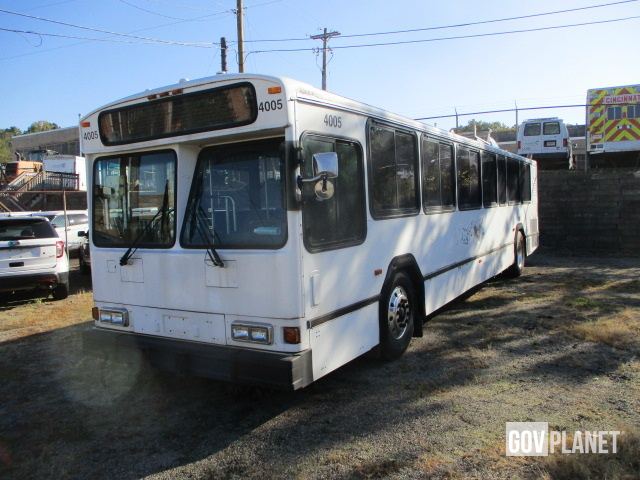 2004 Gillig C21 Phantom Bus in Cincinnati, Ohio, United States ...