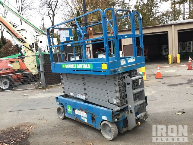 2016 Genie GS4047 Electric Scissor Lift in ISLIP, New York, United ...