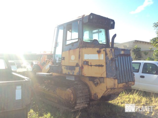 Surplus John Deere 655C Series II Crawler Loader in McBh Kaneohe Bay ...