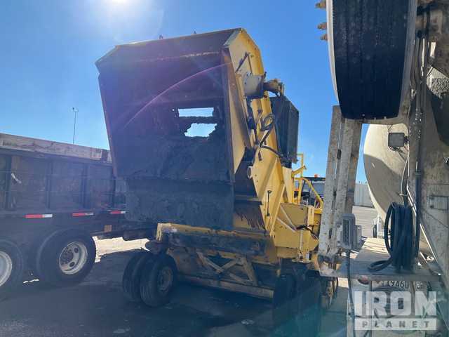 2015 Bomag MS4 Wheel Asphalt Transfer Machine in Wichita, Kansas ...